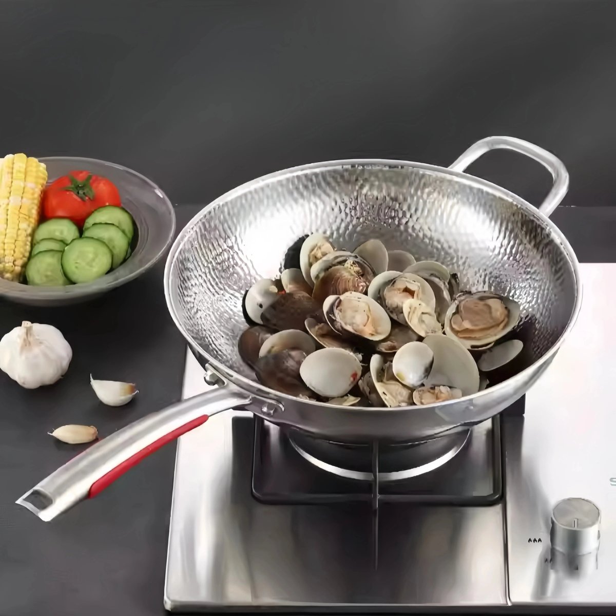 BowLift | Premium titanium wok with round bottom for induction cookers ...
